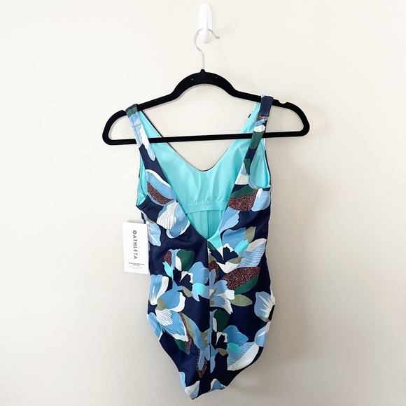Athleta | Swim | Nwt Athleta Seychelles One Piece Swimsuit Hero Bloom ...